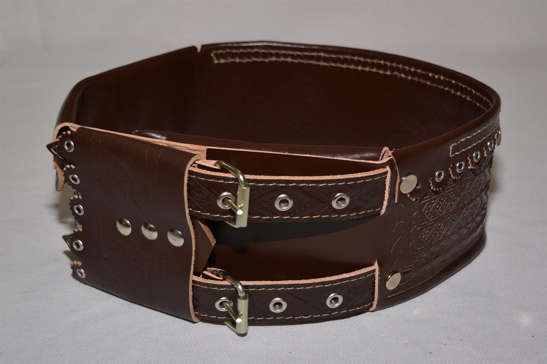 Chimir din piele maro pe 2 catarame cu romburi calitate Superioara